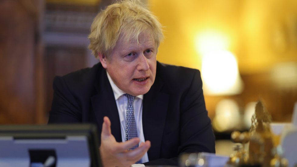 Ukraine: Boris Johnson warns Putin of tragic miscalculation - BBC News