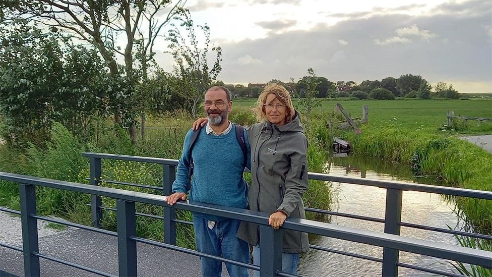 Andrew Malkinson: Wrongly jailed man 'broke' and living in tent - BBC News