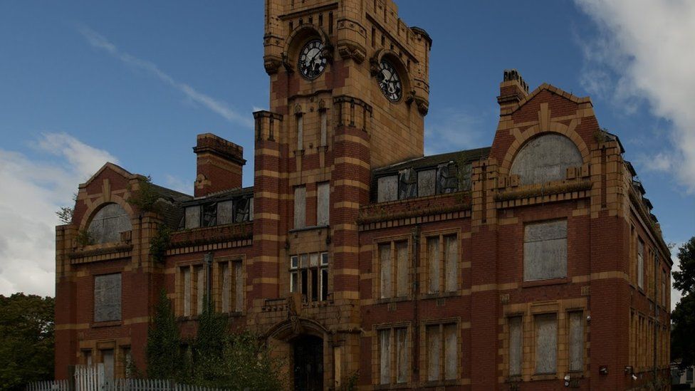 Shotton steelworks office on Victorian Society endangered list - BBC News