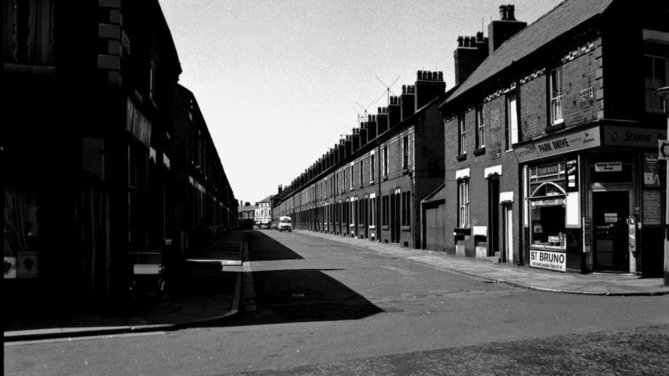 How a BBC engineer captured Liverpool in transition - BBC News