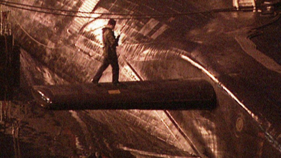 Cabinet files reveal plan to shoot nuclear intruders - BBC News