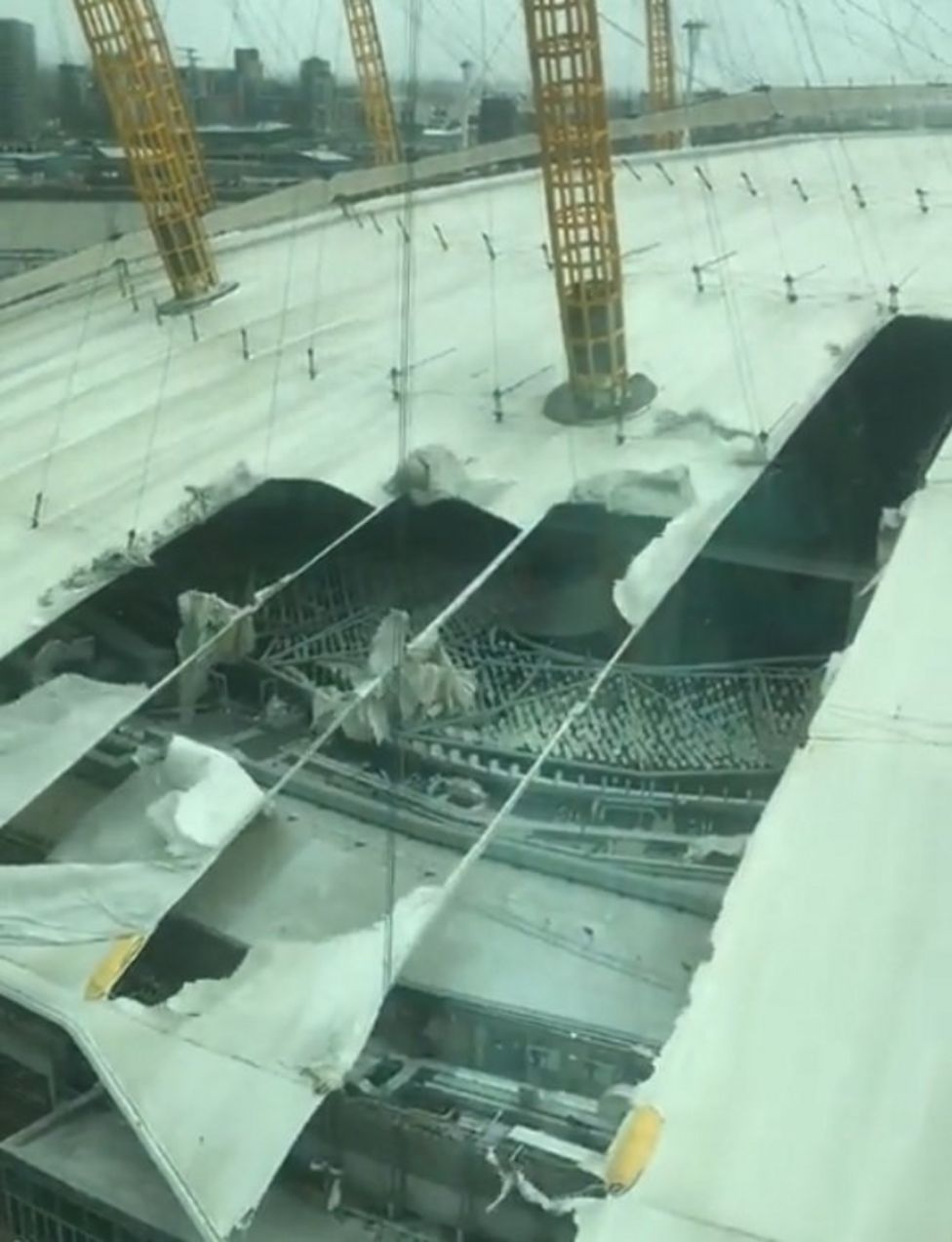 Storm Eunice: How the day unfolded - BBC Newsround