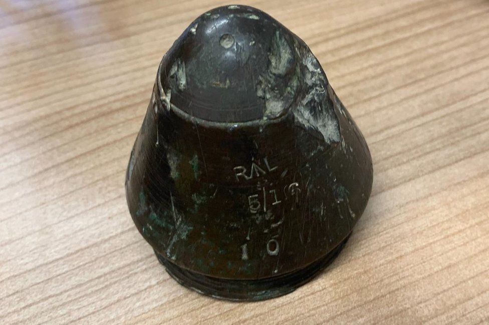 Bomb squad explodes live WW1 device donated to Norfolk charity - BBC News