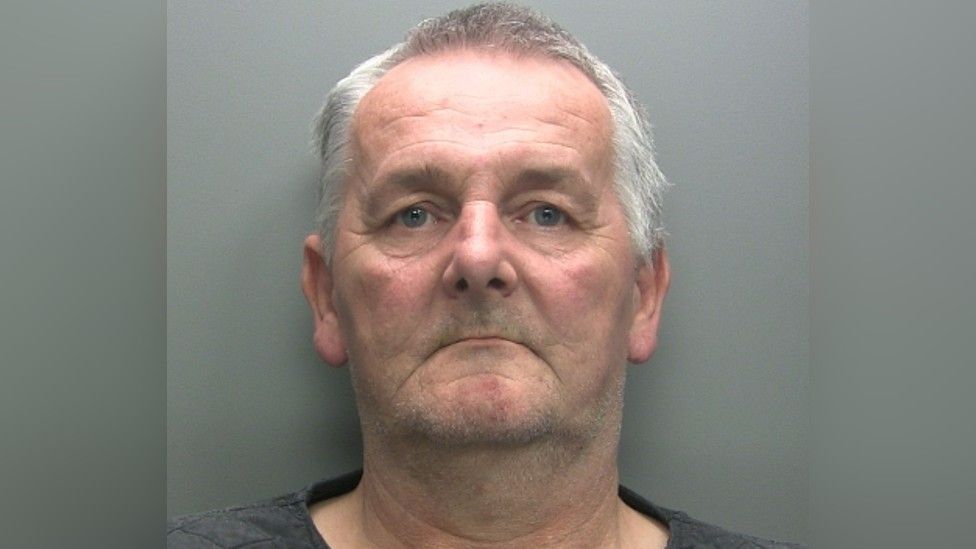 Andrew Burrows's Instagram, Twitter & Facebook on IDCrawl