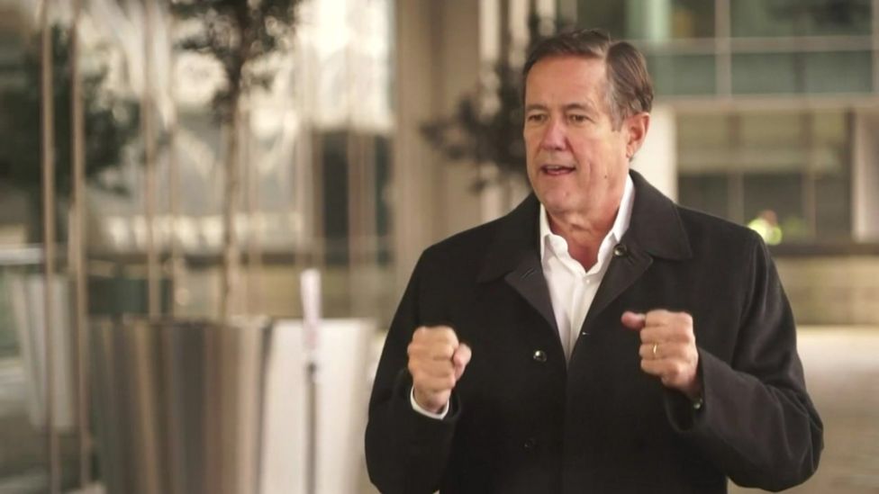 Brexit: 1,000 EU finance firms 'set to open UK offices' - BBC News