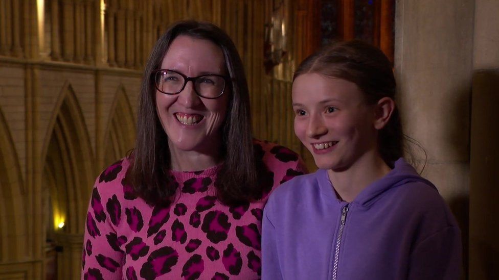 Truro Cathedral in search of coronation bell-ringers - BBC News