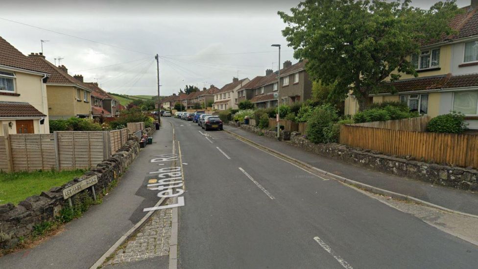 Teenager stabbed in head and stomach in Barnstaple assault - BBC News