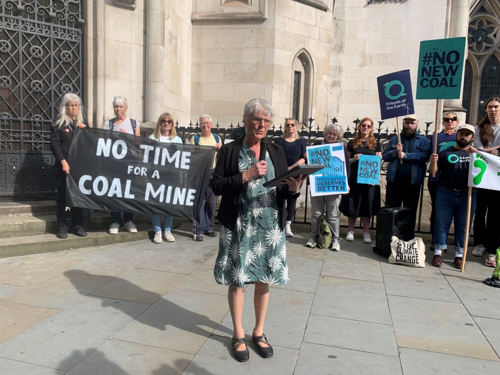 Whitehaven: UK coal mine fights for future in court - BBC News