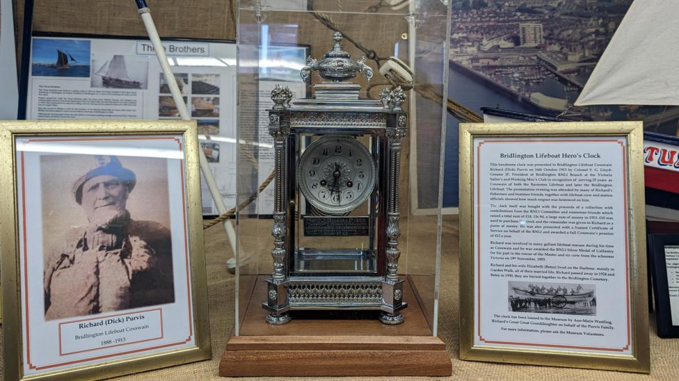 Bridlington: RNLI hero's clock returns after 110 years - BBC News