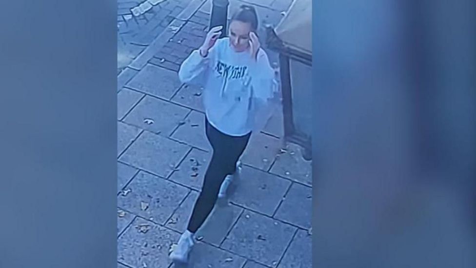 Kent Police give details of new sighting of missing Gillingham girl ...