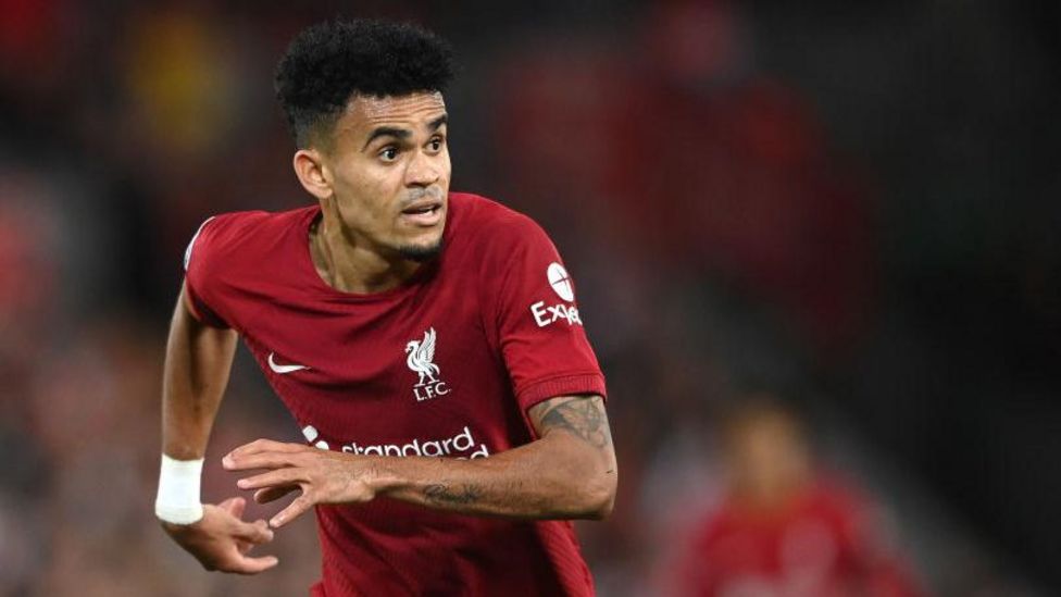 Liverpool: Luis Diaz returns to training - BBC Sport