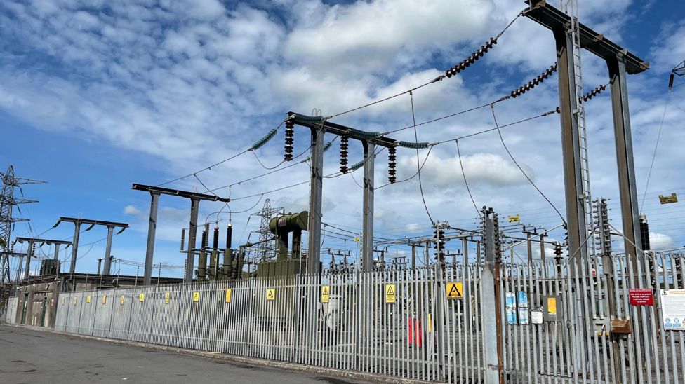 Llandyfaelog: Substations risk industrialisation - critics - BBC News