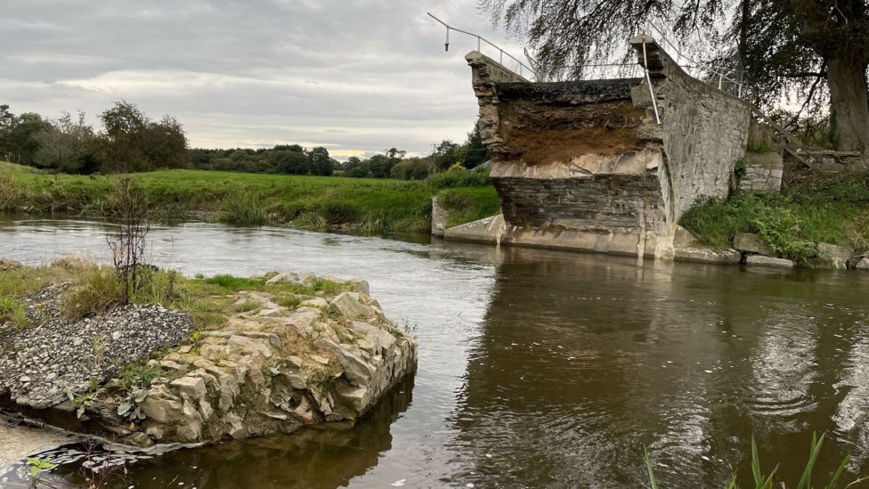 Denbighshire villages separated by destroyed bridge since 2021 - BBC News