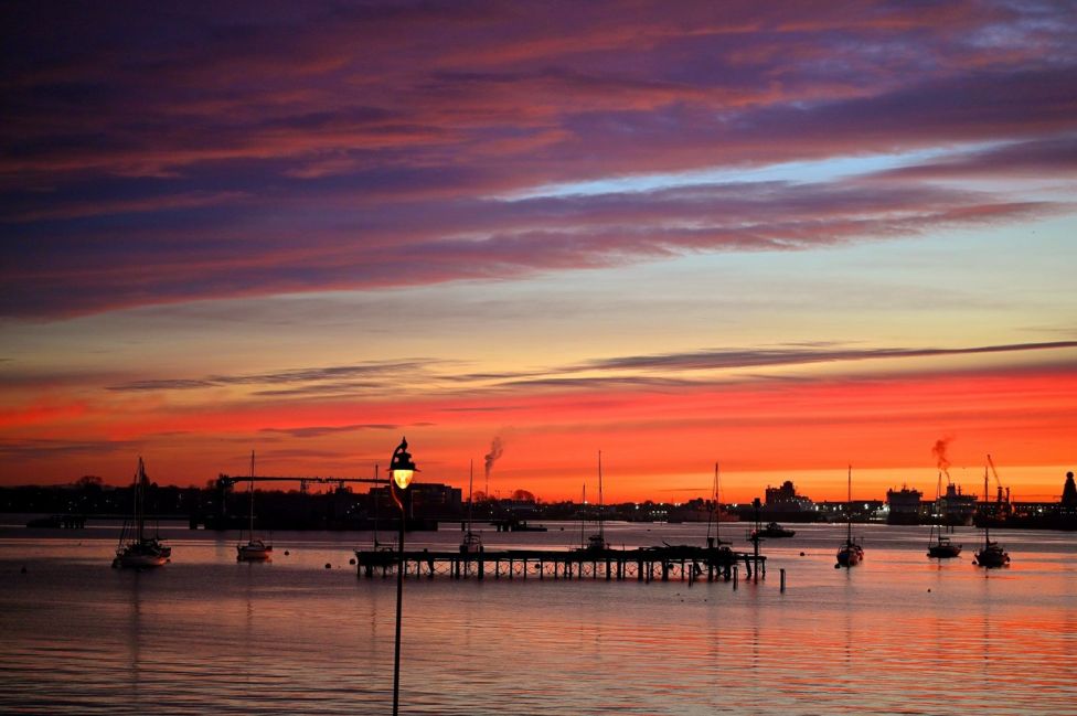 Beautiful pictures of Wednesday's sunrise in Hampshire and Dorset - BBC ...