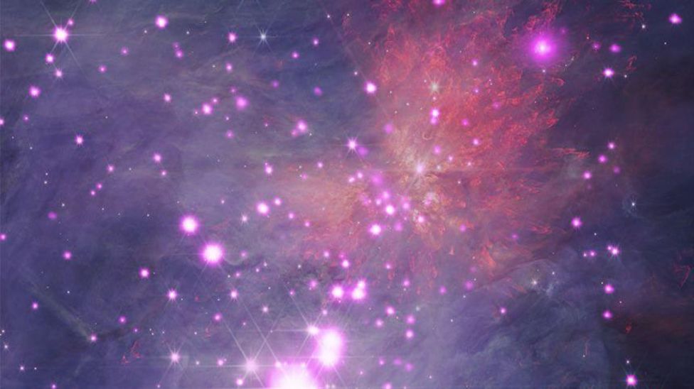 Nasa: Chandra X-ray celebrates 25th anniversary with new photos - BBC ...