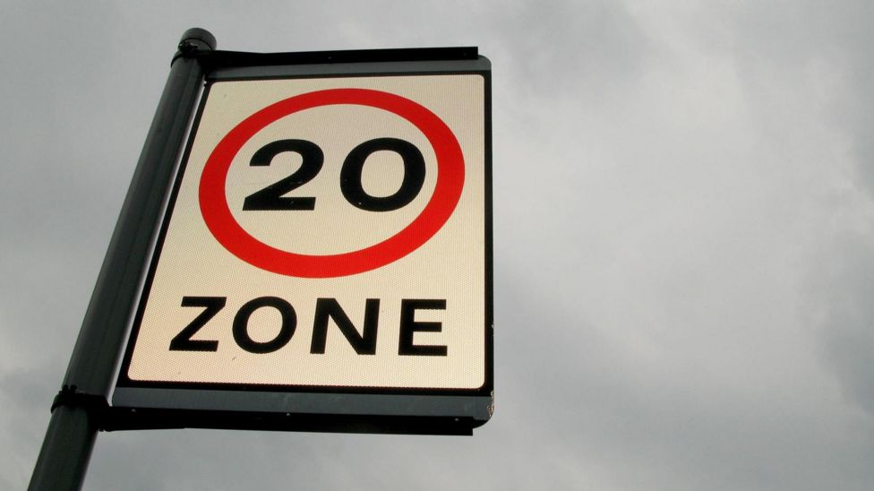 Plans for two 20mph zones in Torbay - BBC News