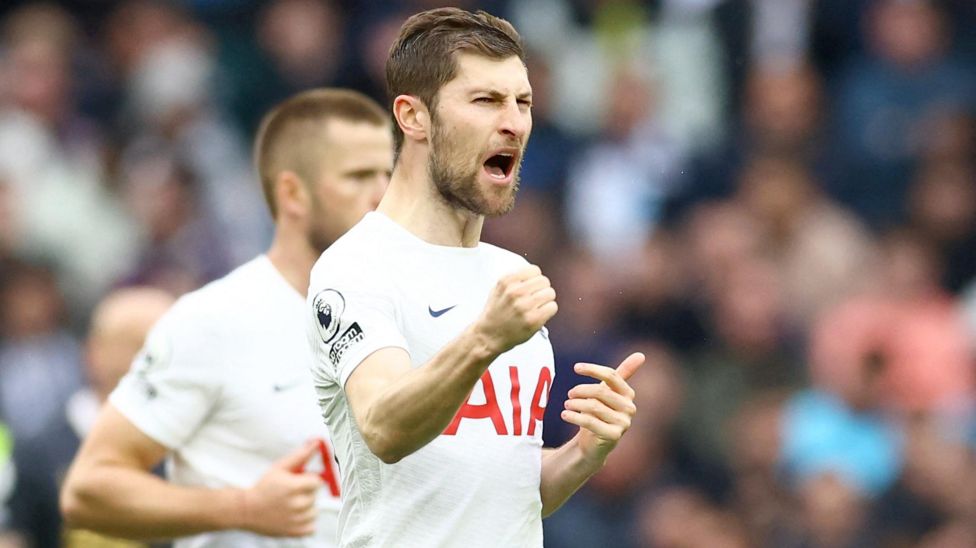 Tottenham news: Ben Davies praises defensive colleagues - BBC Sport