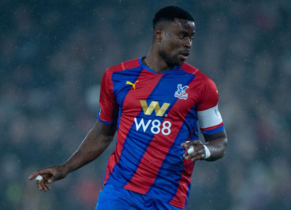 'Calm and consistent' Guehi impresses Southgate - BBC Sport