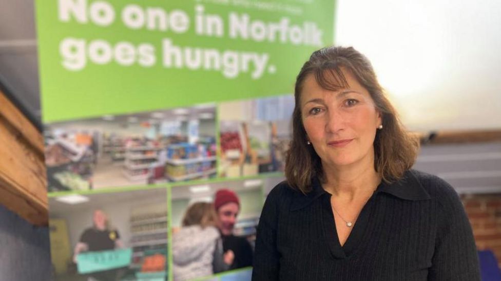 Norfolk community food hubs to expand to help cost of living - BBC News