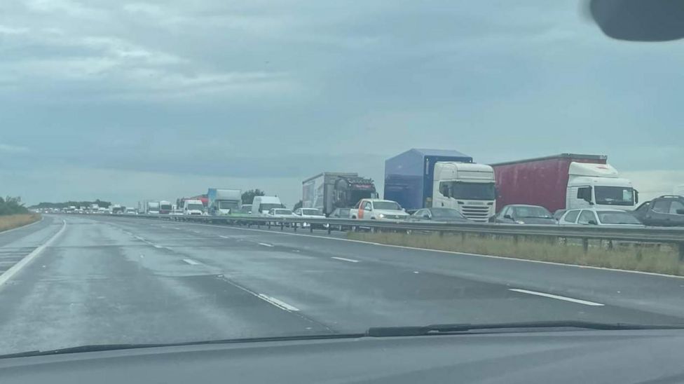 M180 crash: Boy seriously injured in motorway collision - BBC News