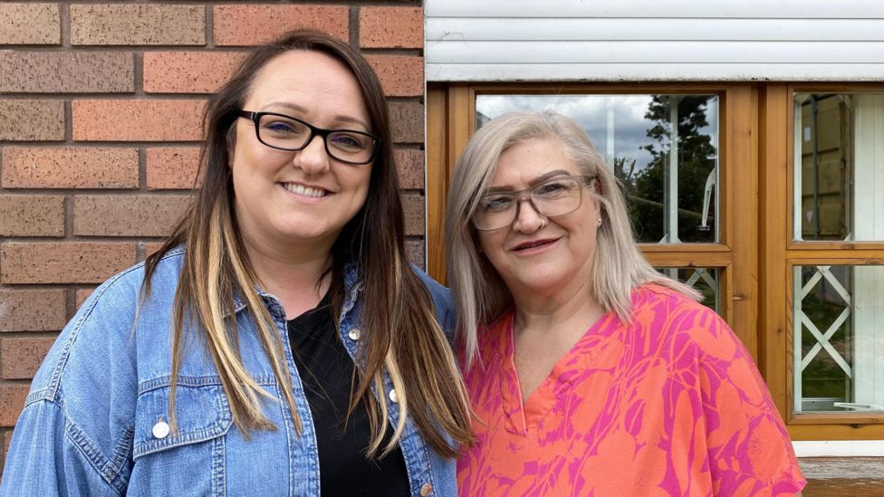 The Wolverhampton social group that transforms lives in the city - BBC News