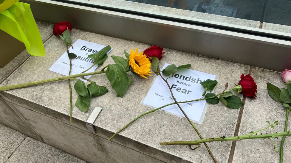 Nottingham attacks: Tributes laid to remember victims - BBC News