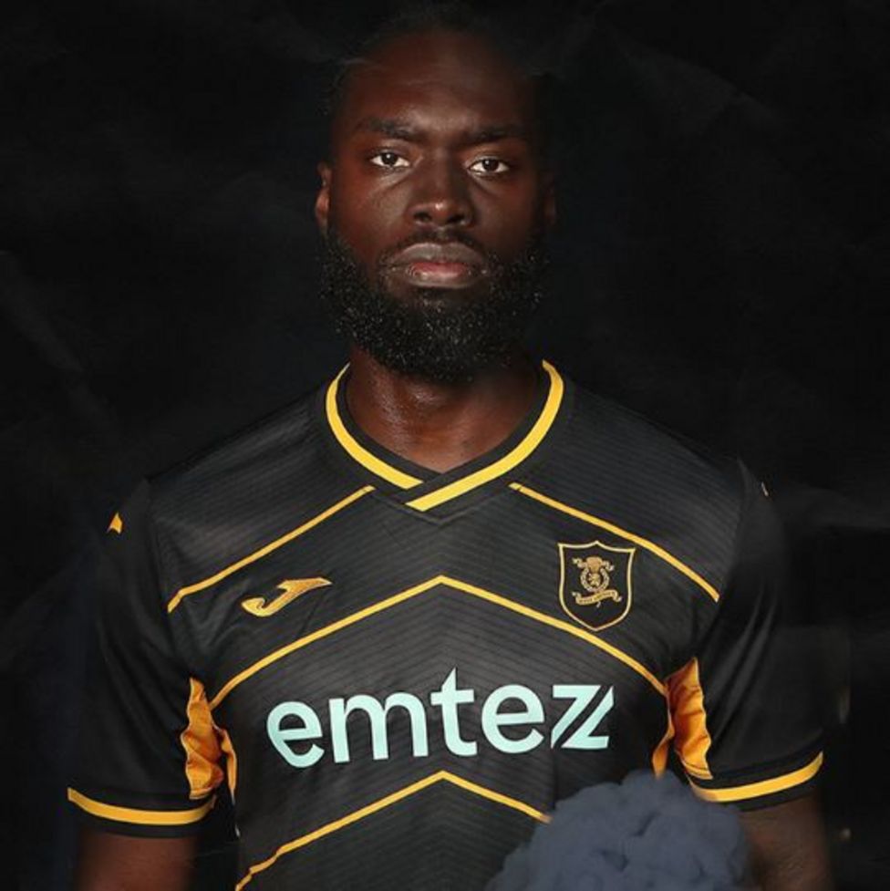 Livi reveal 2023-24 away kit - BBC Sport