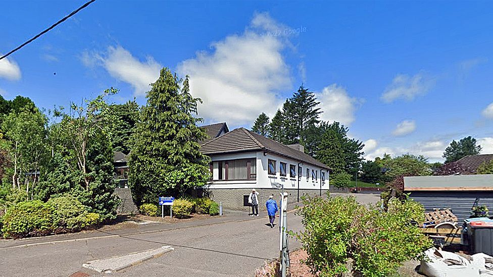 What should happen to Dumfries and Galloway's cottage hospitals? - BBC News