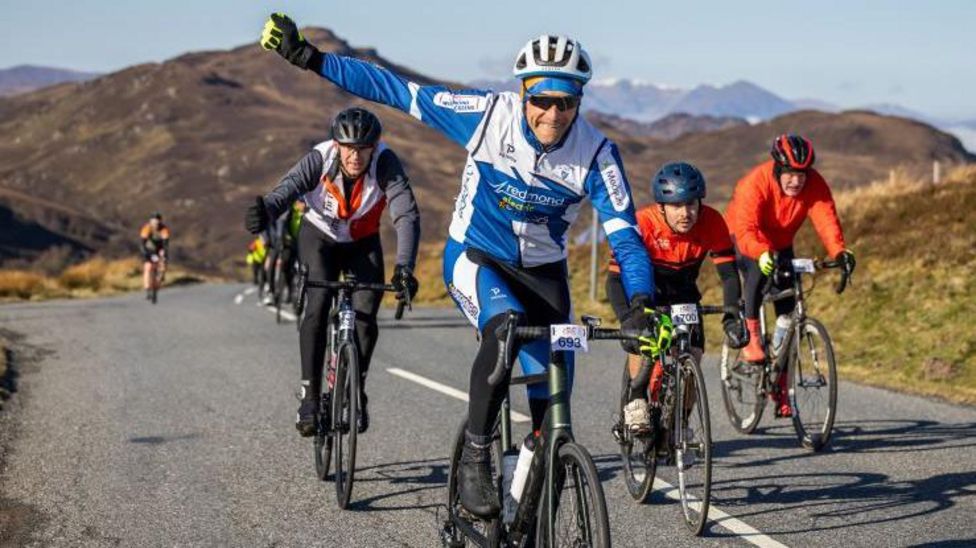 Etape Loch Ness in pictures - BBC News