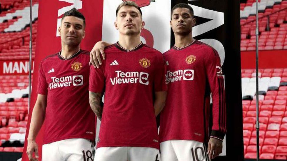 Manchester United new kit: A closer look - BBC Sport