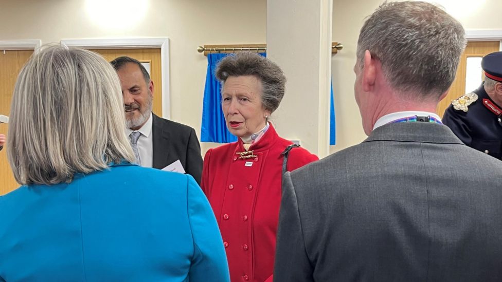 Princess Anne visits Sefton Carer Centre she opened 30 years ago - BBC News
