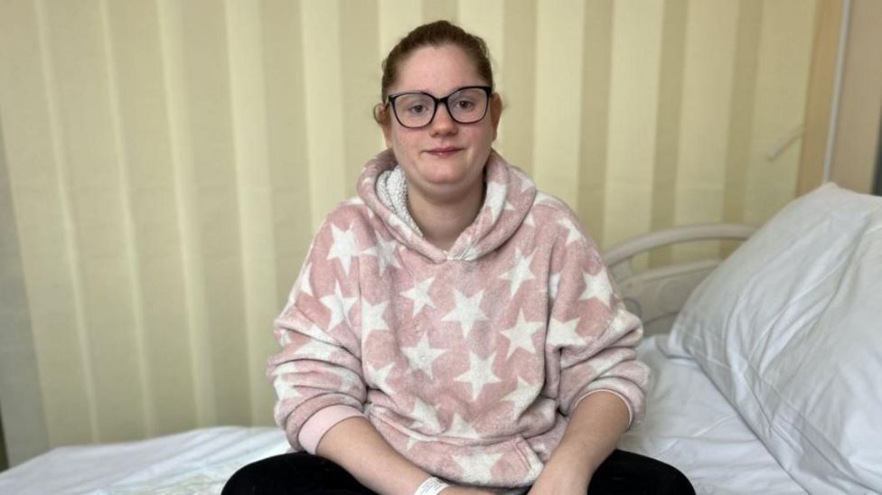 Leap Day: Lincoln County Hospital welcomes leapling babies - BBC News