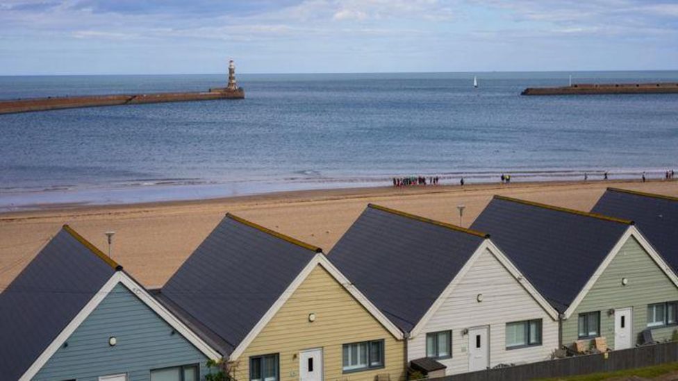 Locals 'proud' as Sunderland named among best places to visit - BBC News