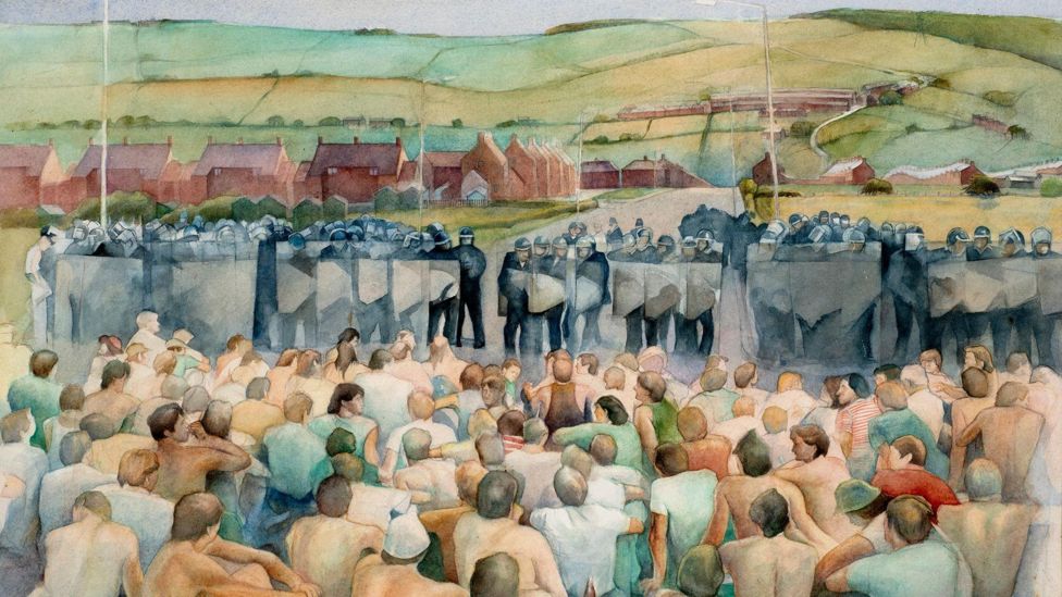 Miners' art exhibition explores the loss of coal pits - BBC News