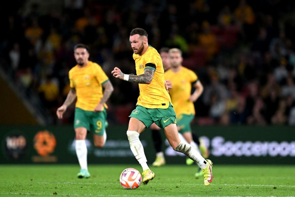 Boyle joins Australia teammates - BBC Sport