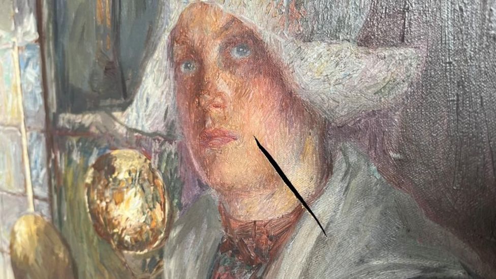 Festival exhibition features painting slashed by Hitler's guards - BBC News