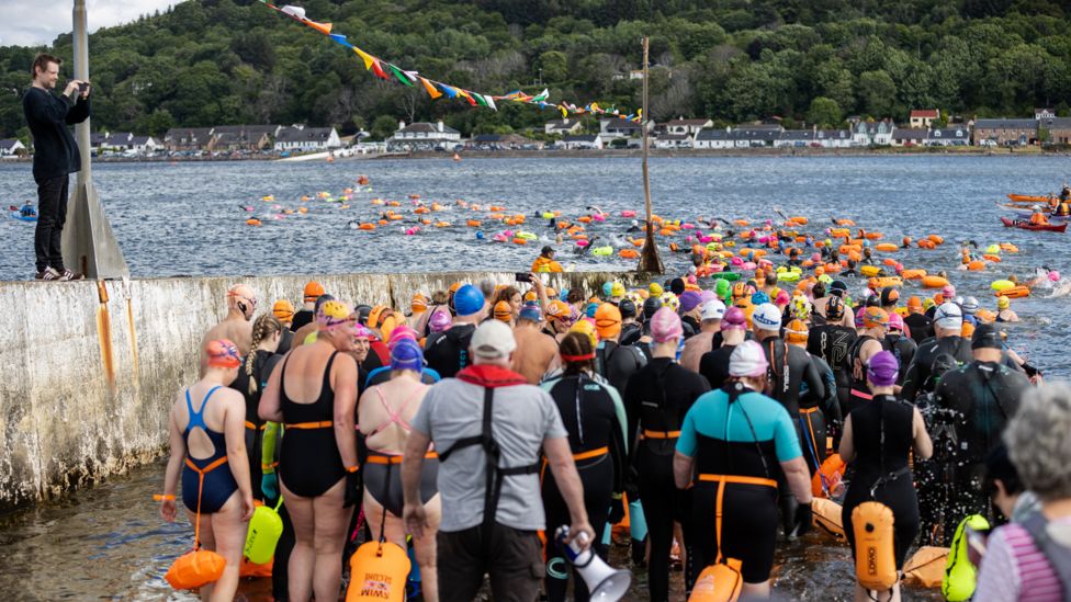 Kessock Ferry Swim returns after 50 years - BBC News