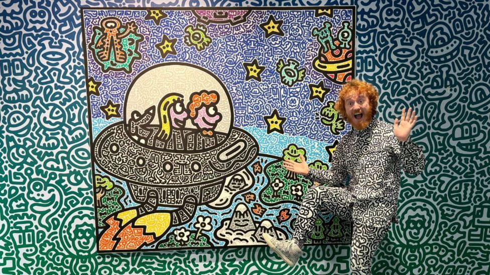 Mr Doodle: Documentary made about Kent artist - BBC News