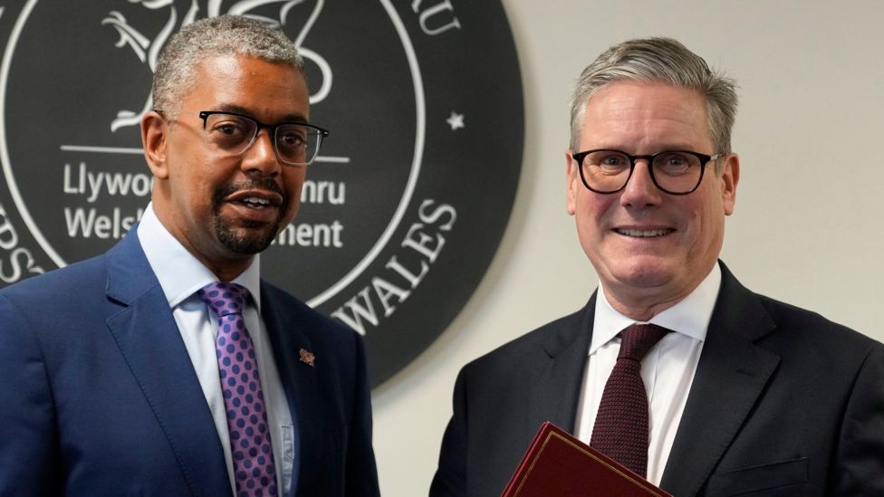 Welsh First Minister Vaughan Gething has resigned - BBC Newsround