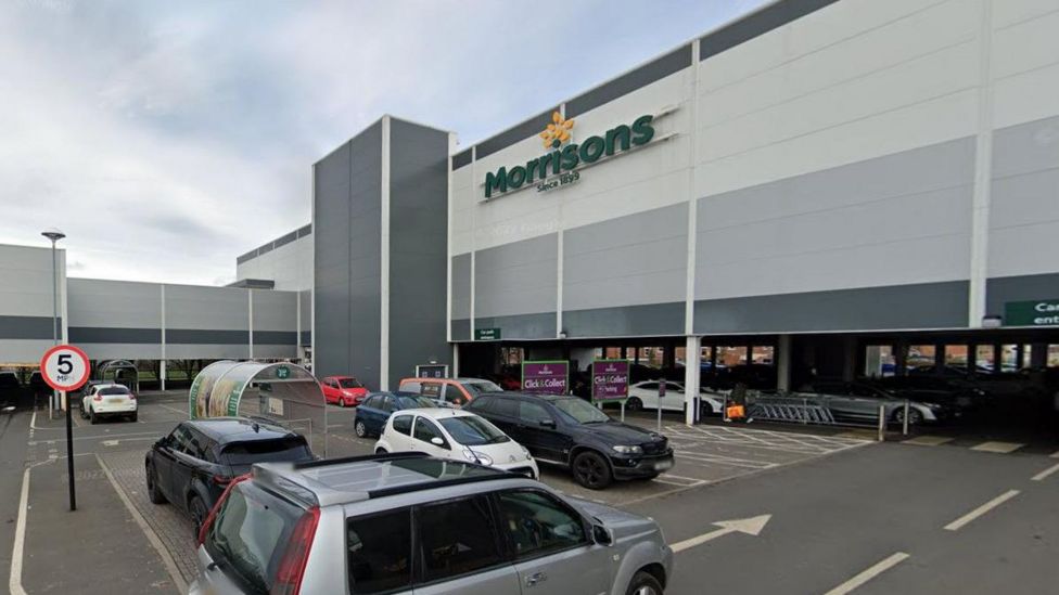 Two arrested after alleged assault on Morrisons staff in Birtley - BBC News
