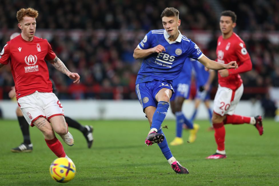 Leicester: Thomas 'living boyhood dream' despite Foxes criticism - BBC ...