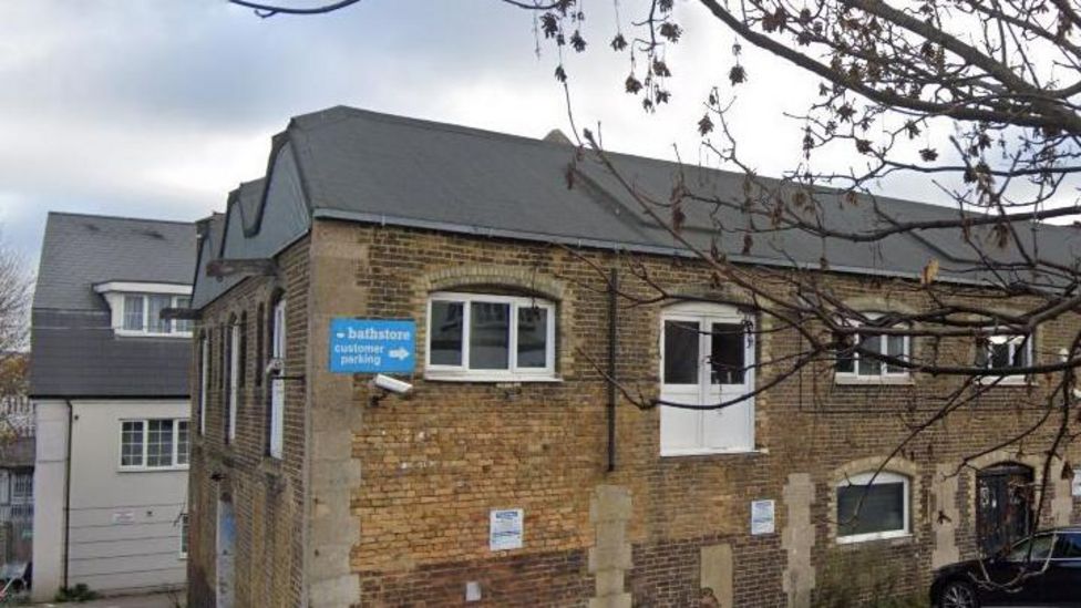 Maidstone sets out plans for 90 new social homes - BBC News