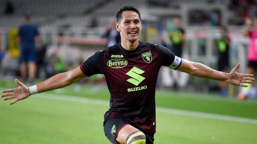 Fulham demonstrate 'much better recruitment structure' - BBC Sport