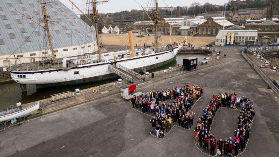 Chatham historic dockyard building to be restored - BBC News
