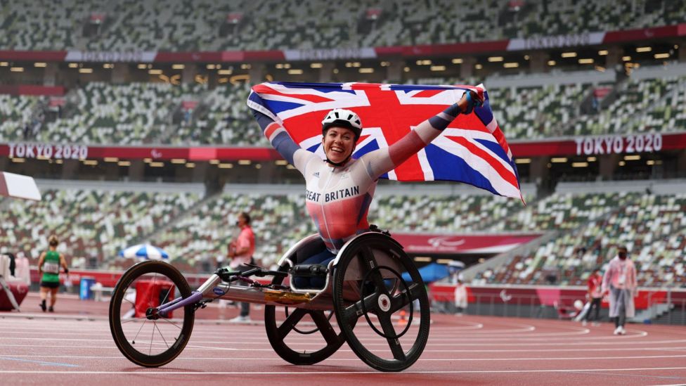 Paralympics GB on hunt for aspiring athletes in Somerset - BBC News