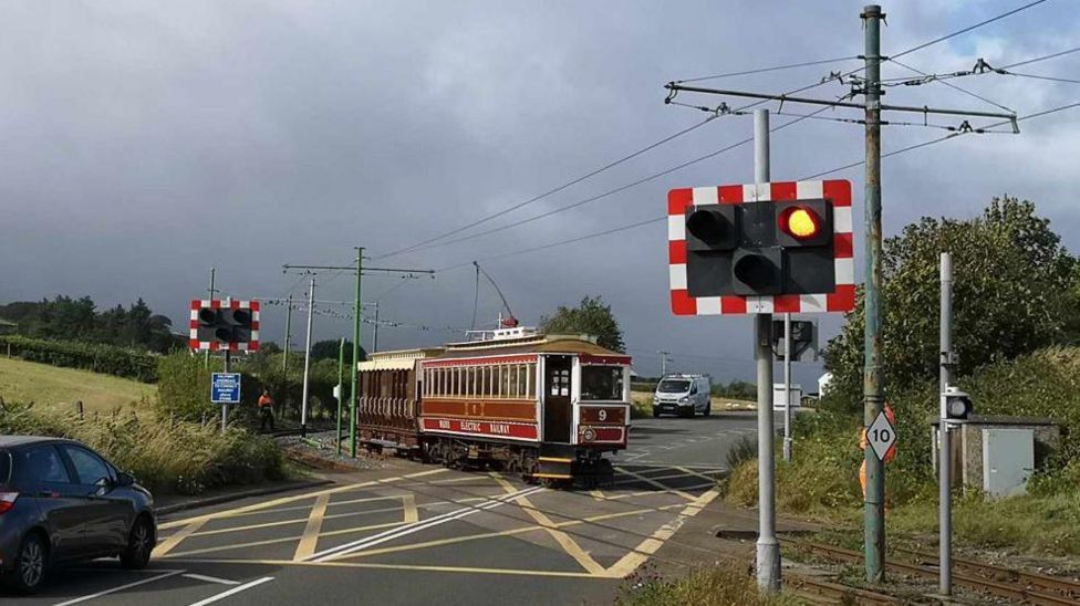 Work starts on Isle of Man electric tram crossing controls upgrade ...