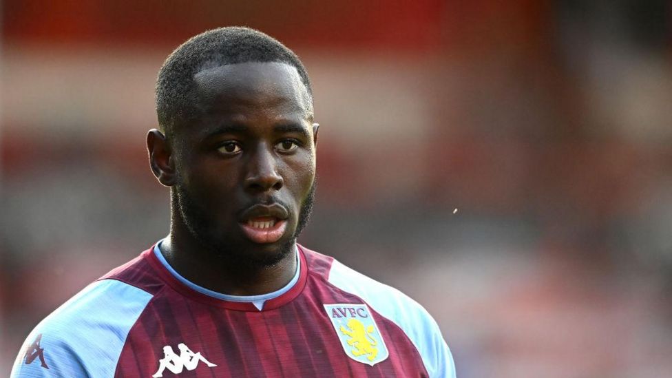 Aston Villa: Keinan Davis completes transfer to Udinese - BBC Sport