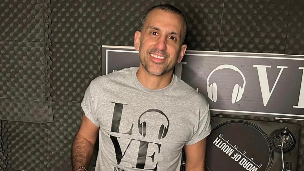 Wolverhampton DJ launches daytime club after huge demand - BBC News