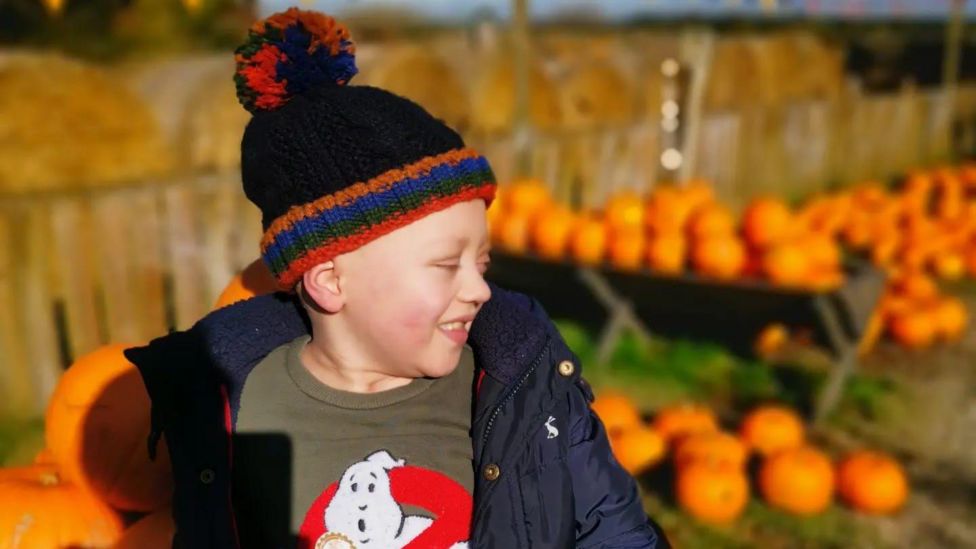 Kettering and Corby communities wear orange for boy with rare cancer ...