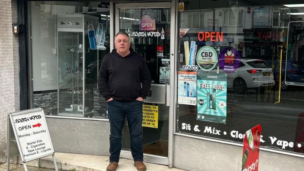 Despair and anger over Birmingham City Council cuts - BBC News